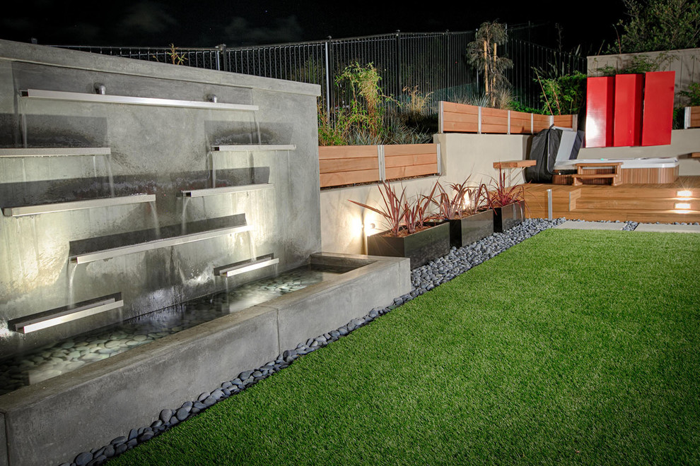 Custom Design - Sophisticated Outdoor Great Room - Modern - Landscape ...