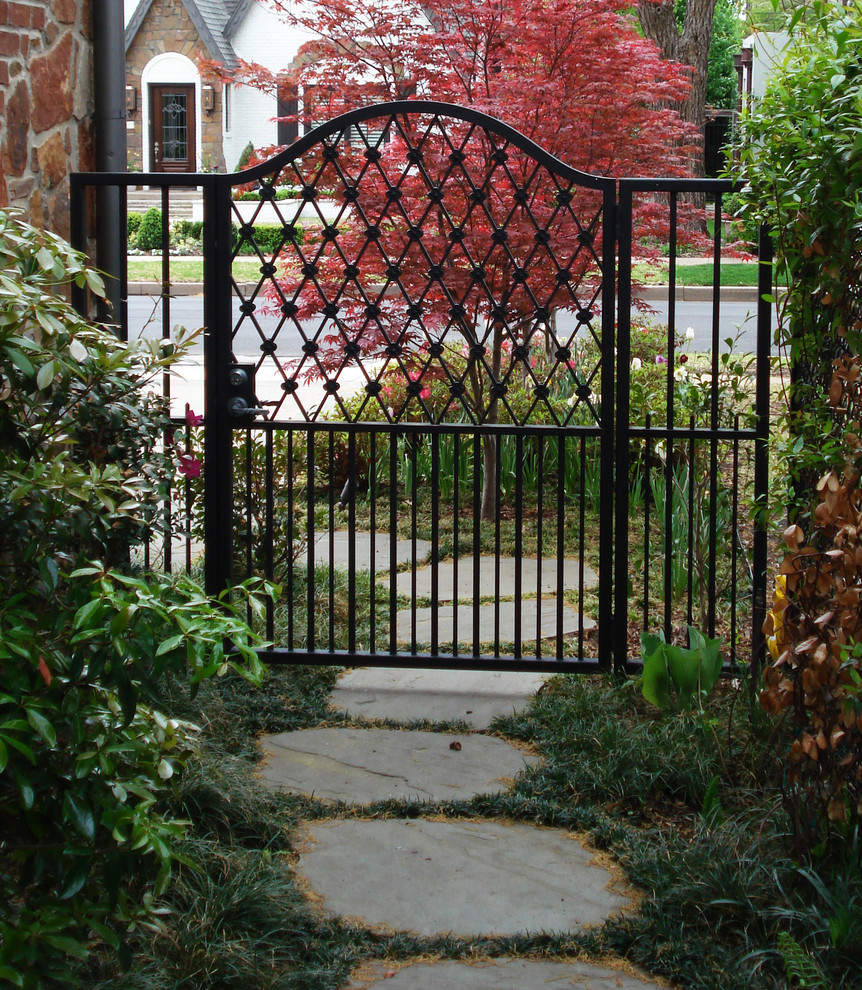 Dallas - Traditional - Landscape - Dallas - by TEN55 DESIGN | Houzz