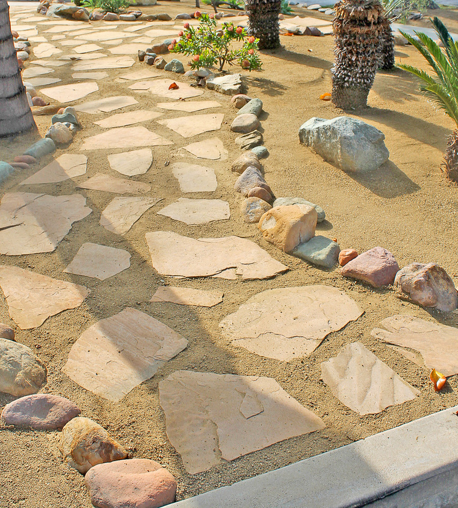 Decomposed Granite-DG walkway with Flagstones - Traditional - Landscape ...