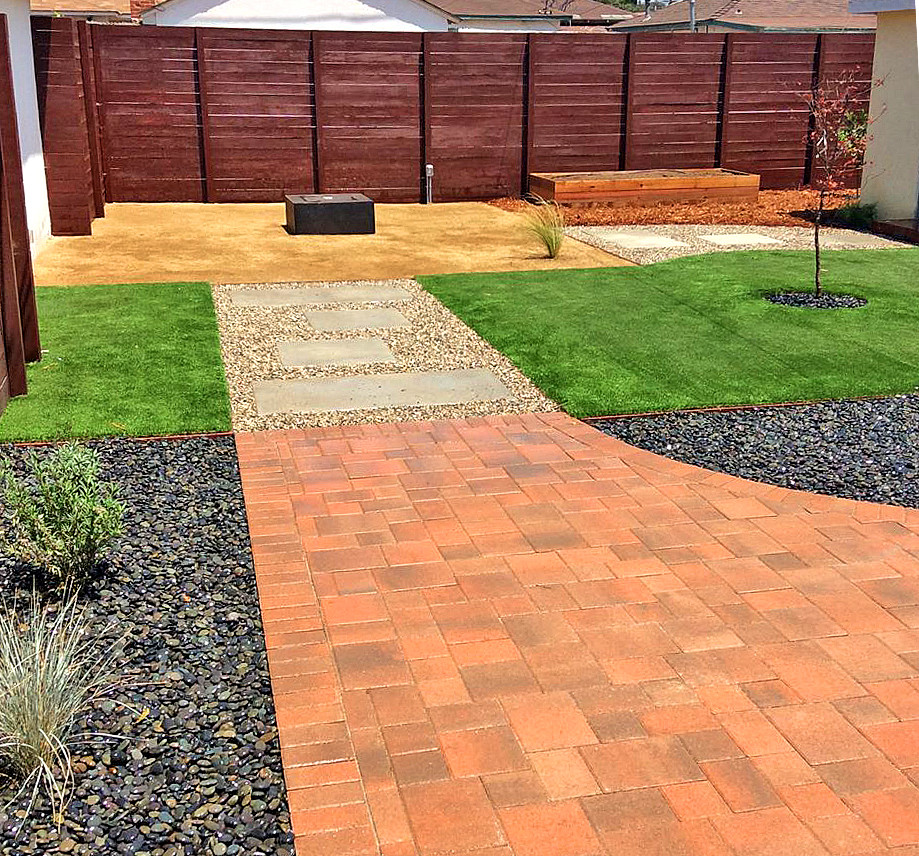 Decomposed Granite-DG with various elements - Traditional - Landscape ...