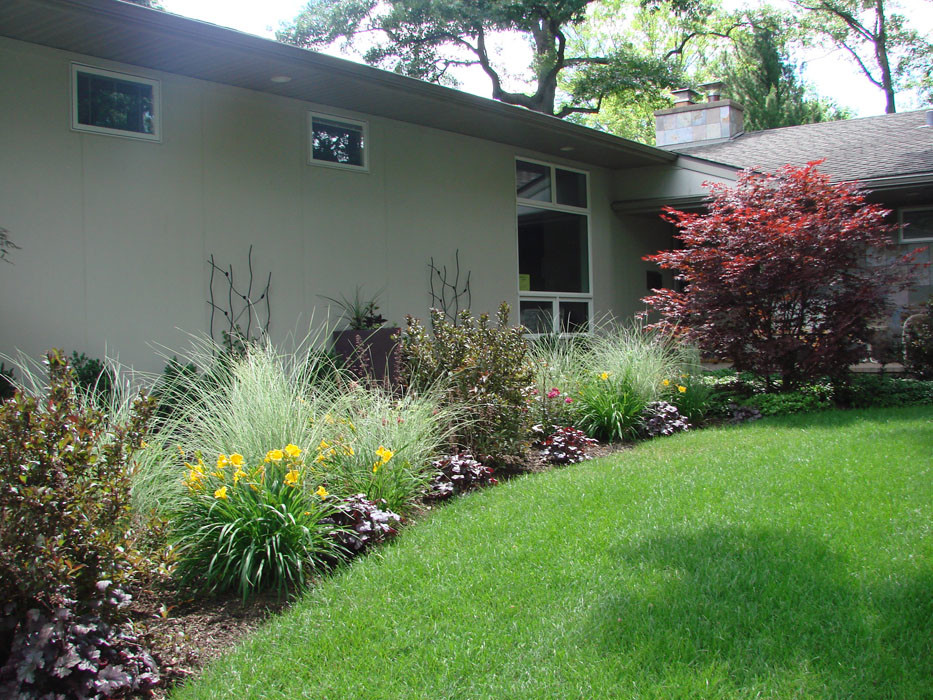 Designs - Traditional - Landscape - Chicago - by New Leaf Landscaping ...