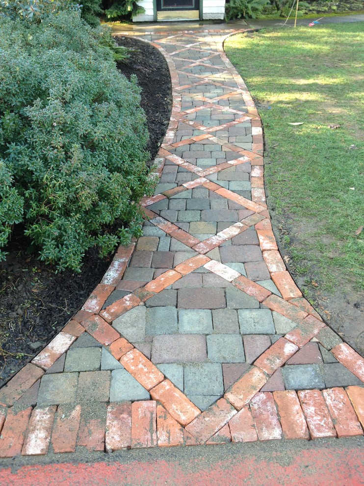 Diamond Pathway - Traditional - Landscape - Portland - by Garden ...