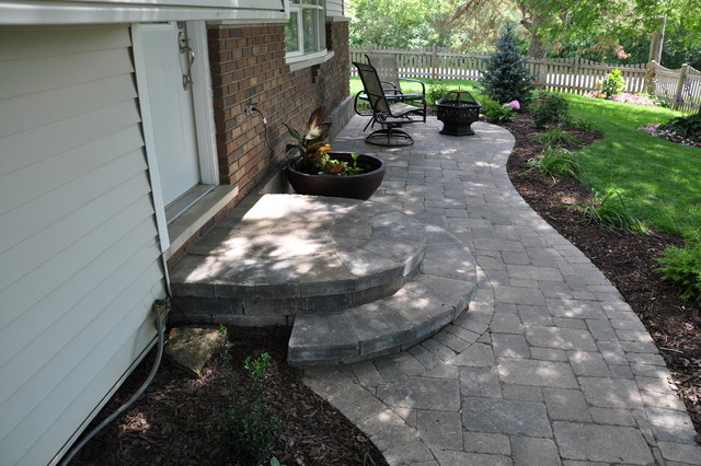 Downers Grove - Front Entry Sidewalk and Patio - Traditional - Garden ...