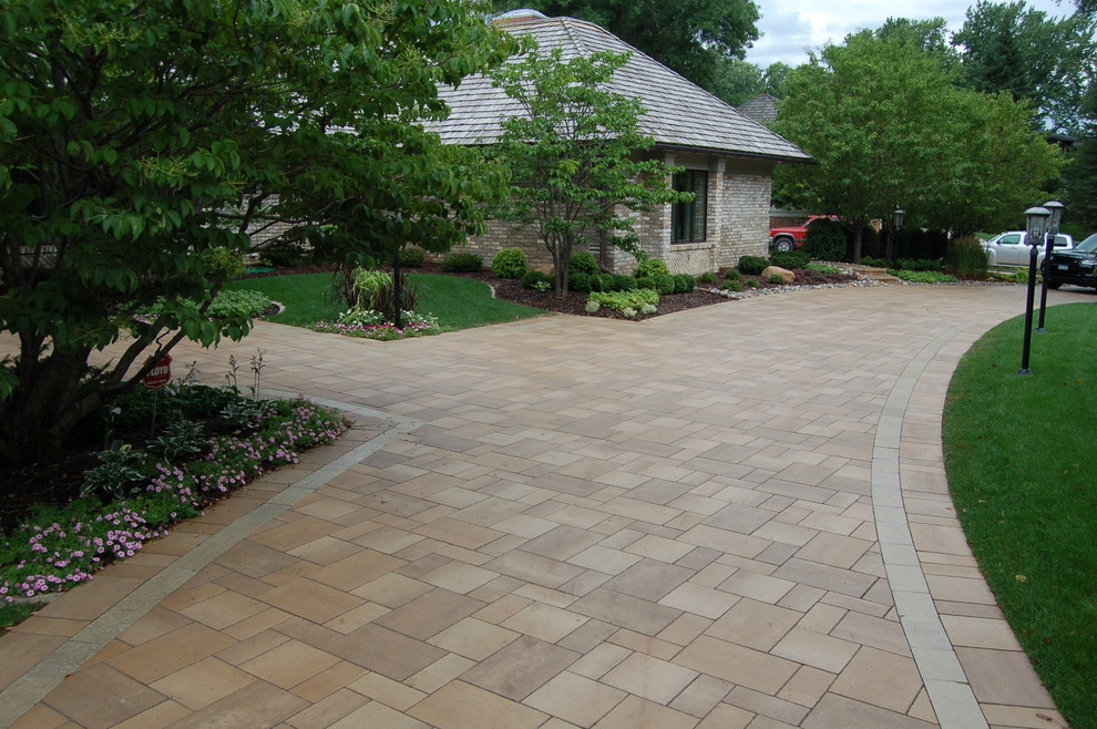 Driveway art - Modern - Landscape - Minneapolis - by Daryl Melquist ...