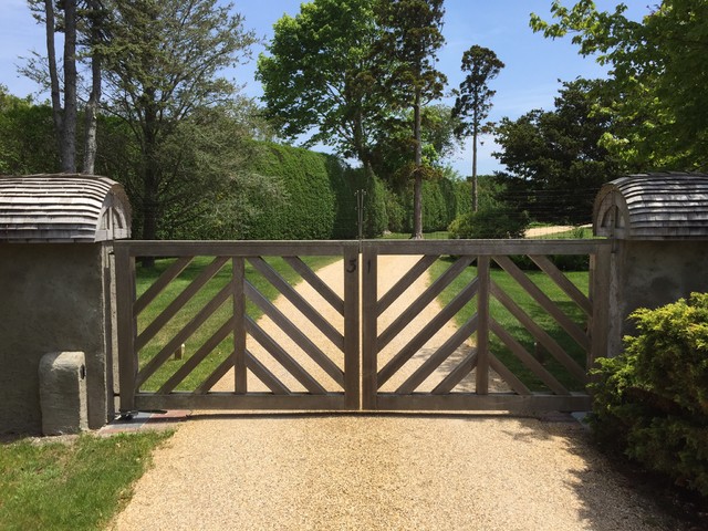 Driveway Gates - Transitional - Garden - New York - by East Hampton ...