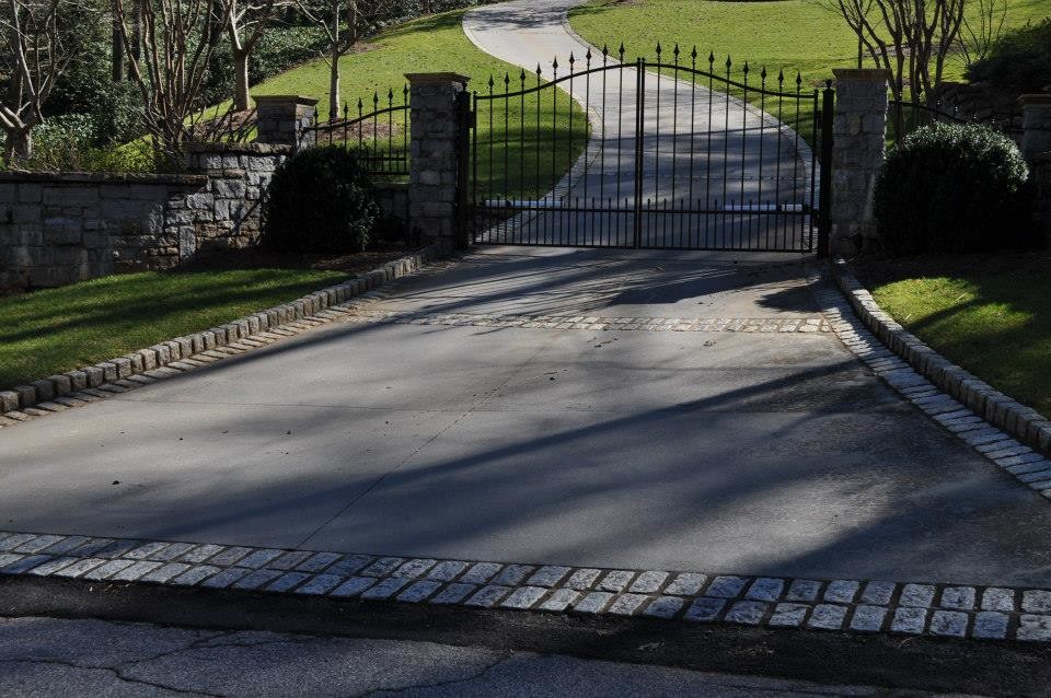 Driveways - Landscape - Atlanta - by Brick Concepts, Inc. | Houzz