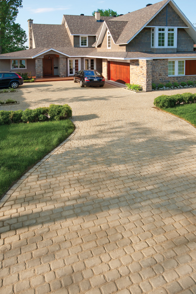 Driveways - Traditional - Landscape - Philadelphia - by Techo-Bloc | Houzz