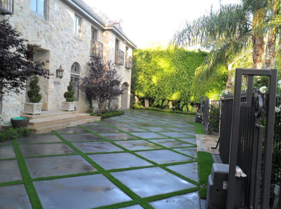 Driveways with Artificial Grass - Traditional - Landscape - Los Angeles ...