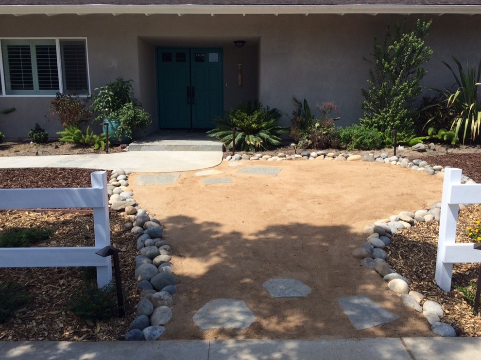 Drought Tolerant Ranch - Beach Style - Landscape - Los Angeles - by ...