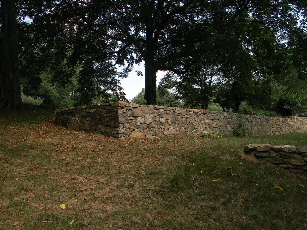Dry laid stone retaining wall - Traditional - Landscape - Philadelphia ...