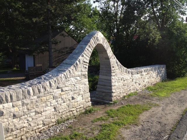 Dry Stone Wall with Arch - American Craftsman - Garten - Montreal - von ...
