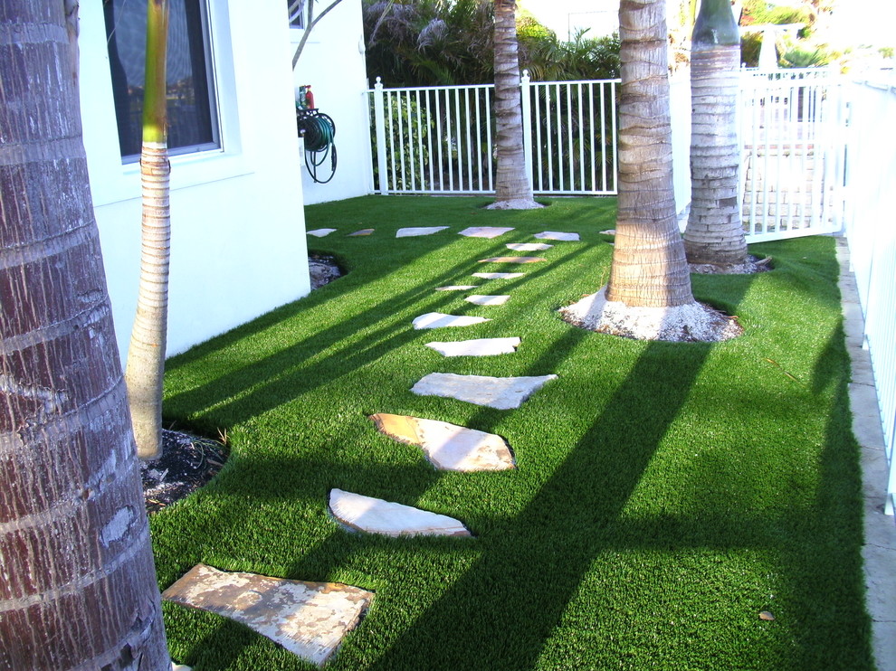 EasyTurf with Paver Stones - Modern - Landscape - San Diego - by ...