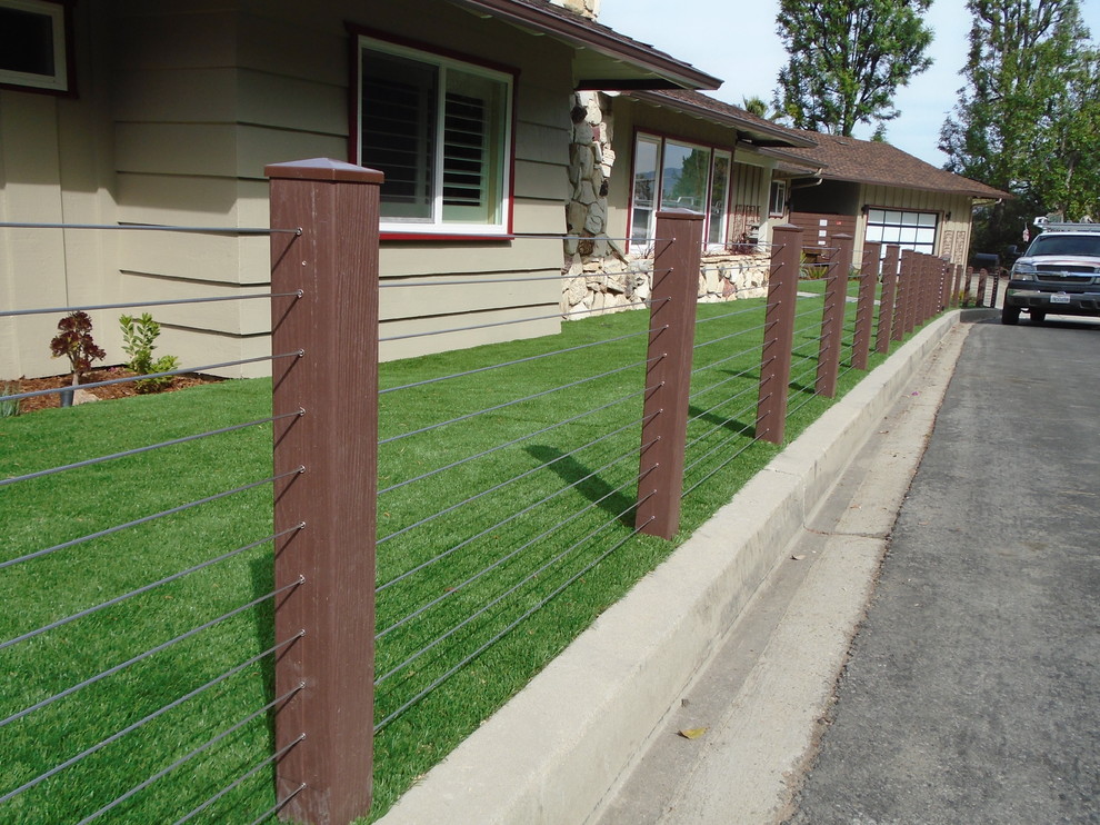 Endwood Vinyl Semi-Privacy Fence & Stainless Steel Cable Railing ...