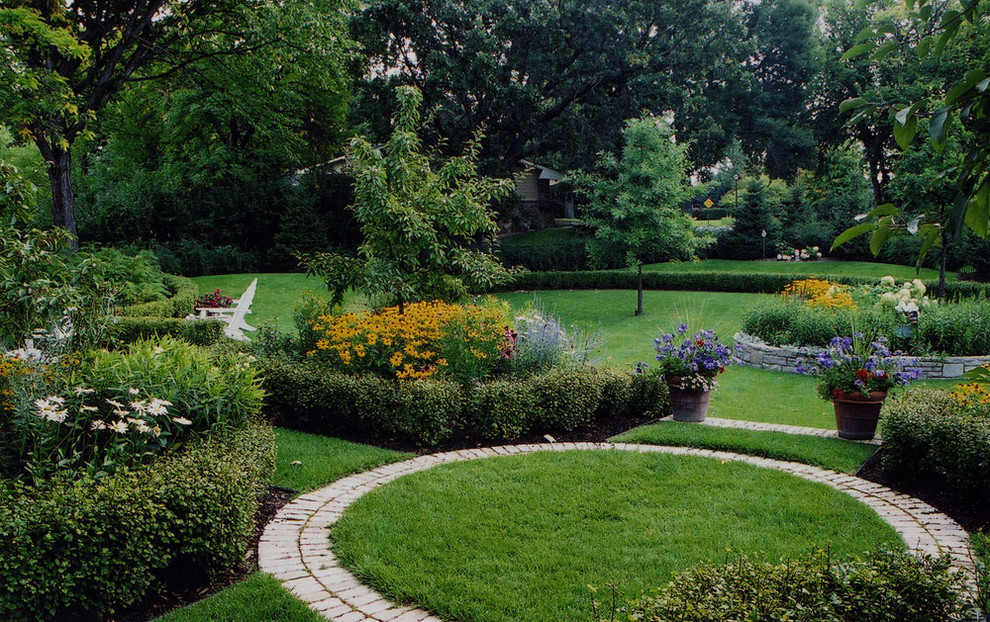 English Garden - Traditional - Landscape - Minneapolis - by User | Houzz