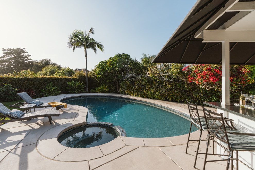 Entertaining Backyard in Santa Barbara - Traditional - Pool - Santa ...