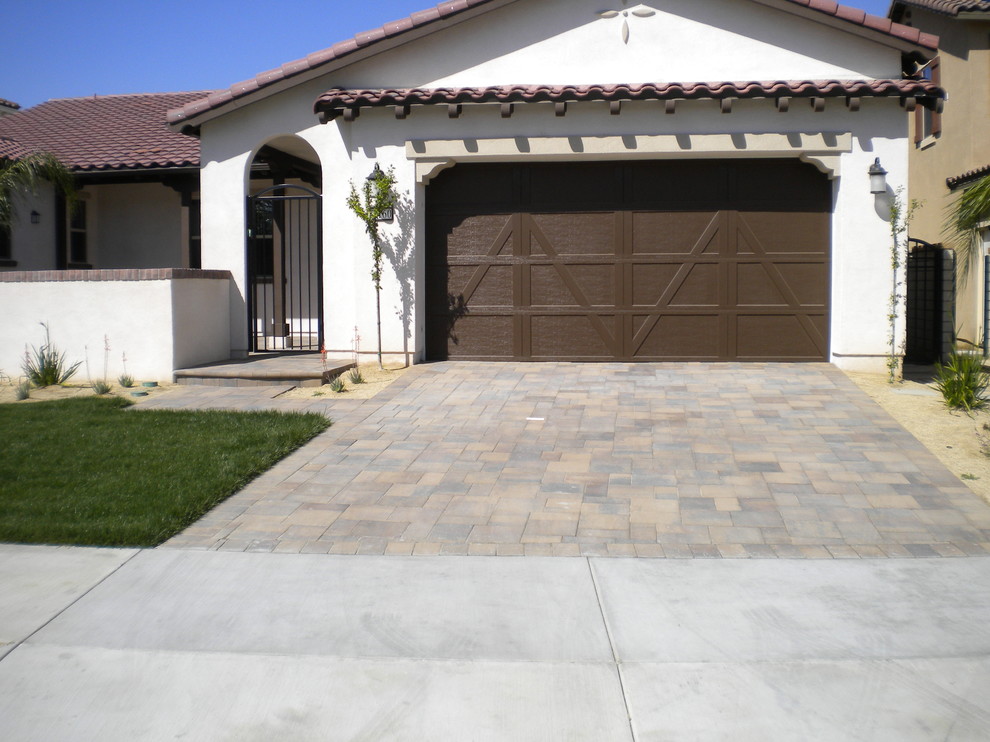 Estancia - Bulldog Paving Inc. - Traditional - Garage - Los Angeles ...