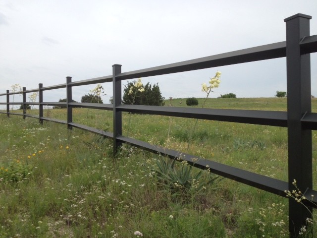 Farm, Pipe and Ranch - Klassisch - Garten - Dallas - von Buzz Custom ...