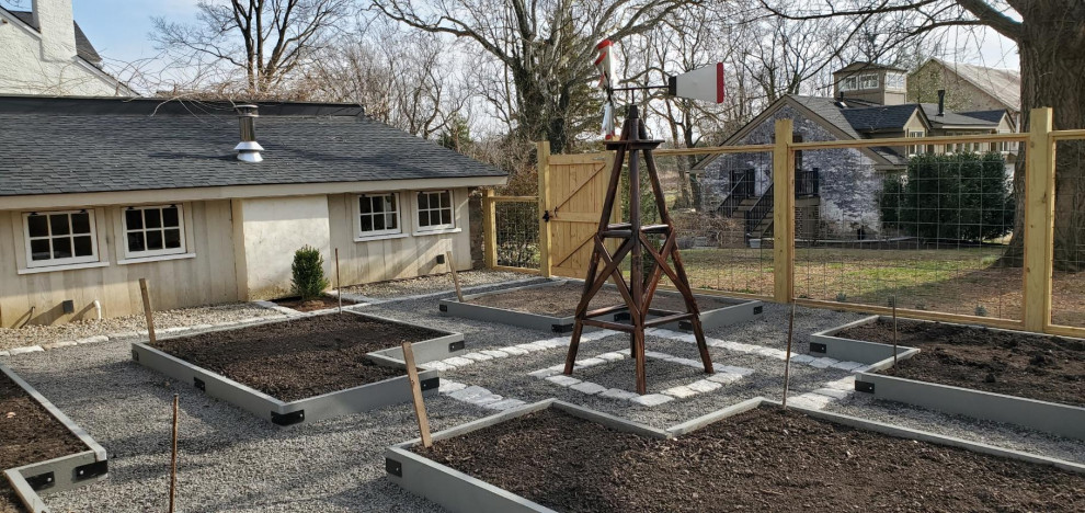 Farmhouse Raised vegetable garden - Farmhouse - Landscape ...