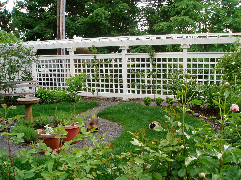Fence and trellis - Traditional - Landscape - Other - by David ...