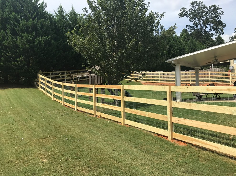 Fence Projects - Farmhouse - Landscape - Atlanta - by Longoria's Five ...