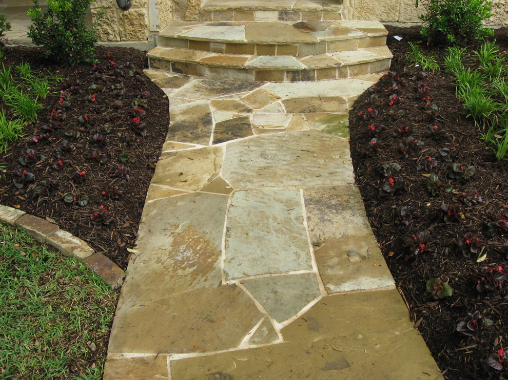 Flagstone Entries Traditional Landscape Dallas By Slm