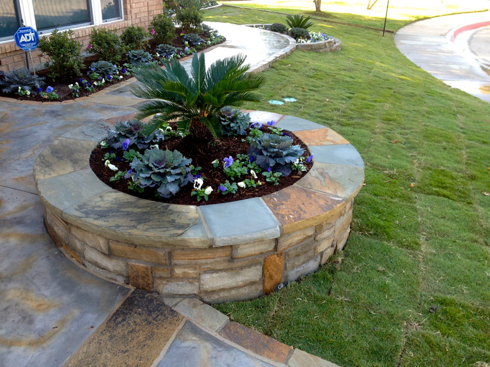 FLAGSTONE / LEDGESTONE - Traditional - Landscape - Dallas - by ...