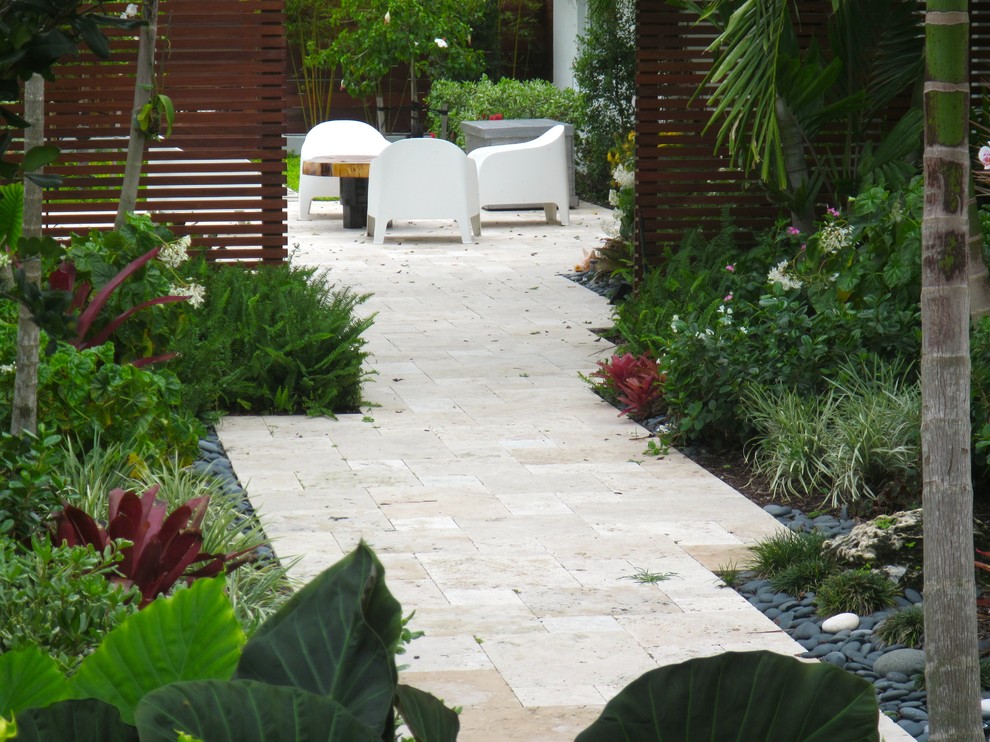 Florida Front yard garden design - Landscape - Miami - by Matthew ...