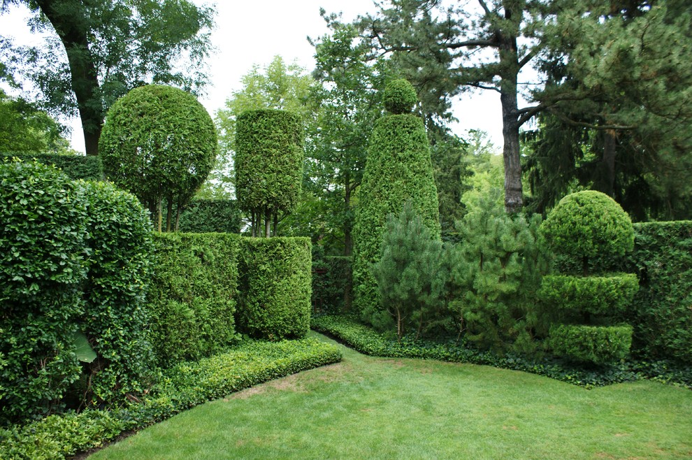 Formal Garden Design - Traditional - Landscape - Chicago - by www ...