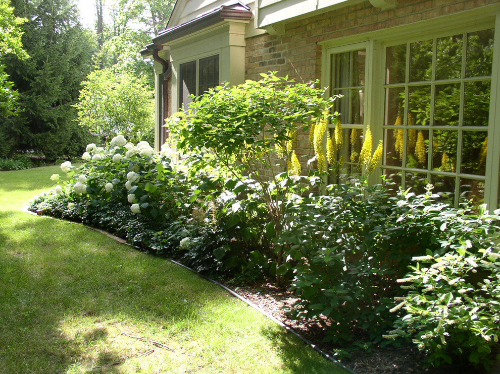 Fox Point Project - Traditional - Landscape - Milwaukee - by Hawks ...
