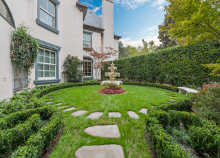French: Meadowbrook - Traditional - Garden - Dallas - by Harold Leidner ...