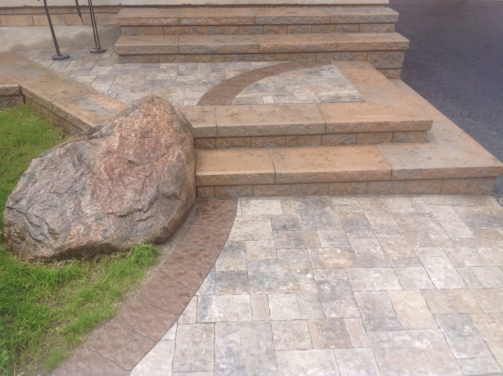 Front porch stone steps & landing, rock detail - Contemporary ...