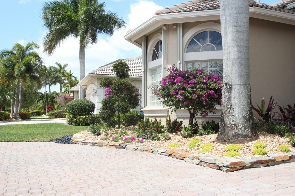 Front Yard Landscape - Contemporary - Landscape - Tampa - by Tri County ...