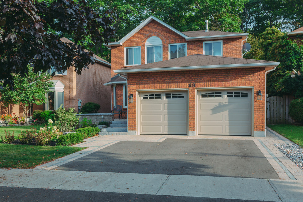 Front Yard Sitting Area with landscaping - Garage - Toronto - by ...