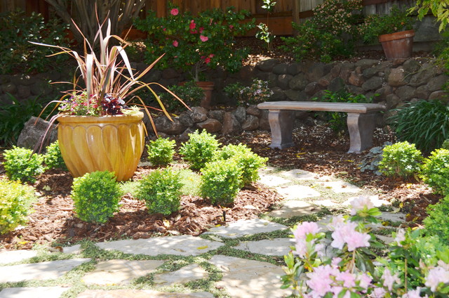 Garden Accents - Traditional - Garden - San Francisco - by JPM ...