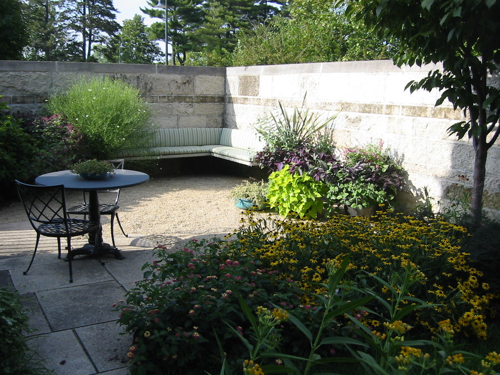 Garden Courtyard - Midcentury - Landscape - Chicago - by Scott Mehaffey ...