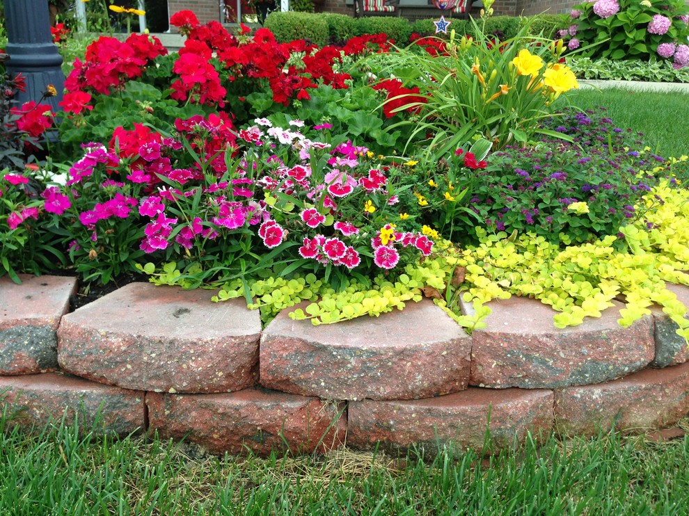 Garden/Landscape Feng Shui - Traditional - Landscape - Chicago - by ...