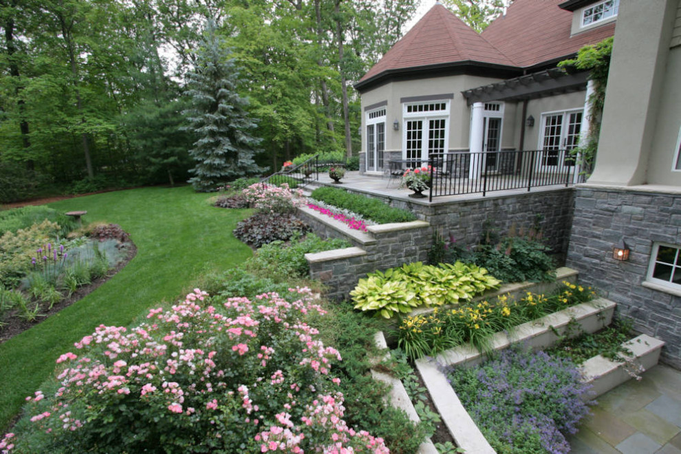 Gardens - Landscape - Chicago - by Schmechtig Landscapes | Houzz