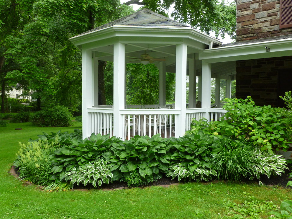 Gazebo planting - Traditional - Landscape - Philadelphia - by Aardweg ...