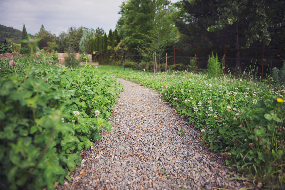 Gravel Garden Path - Traditional - Landscape - Other - by Regenesis ...