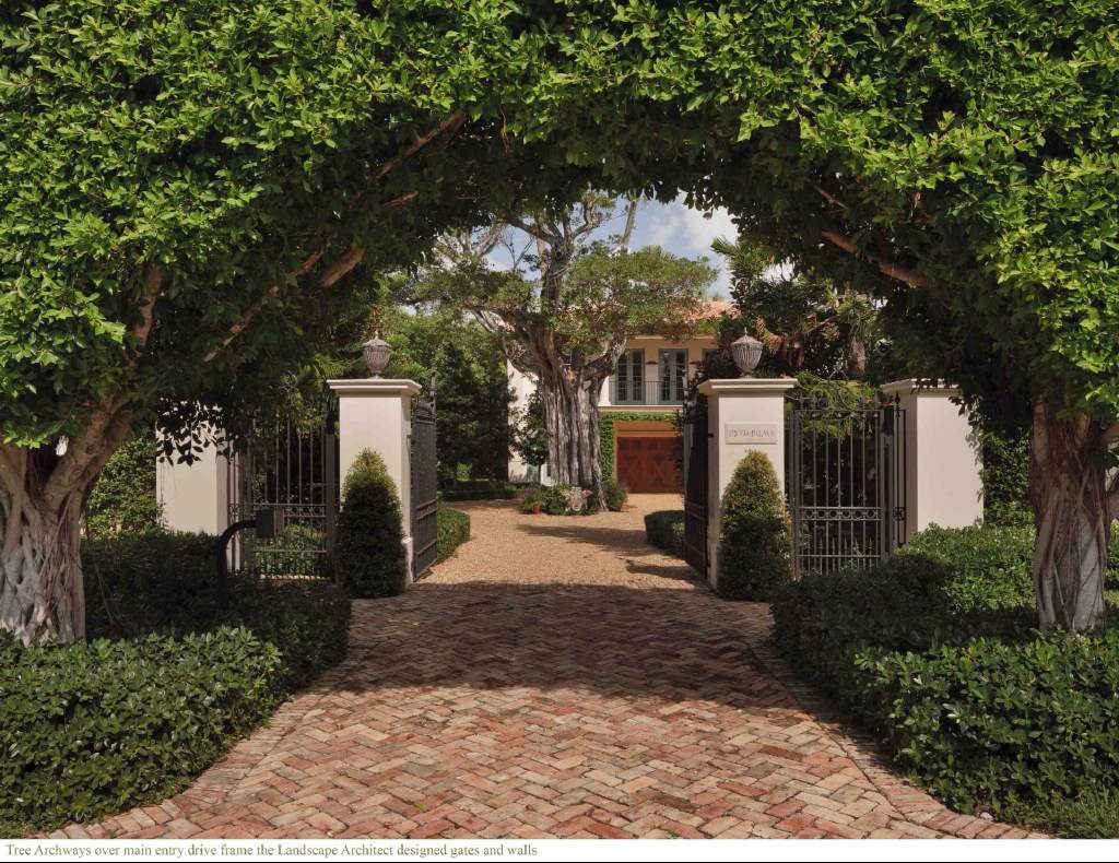 Courtyard Driveway Design