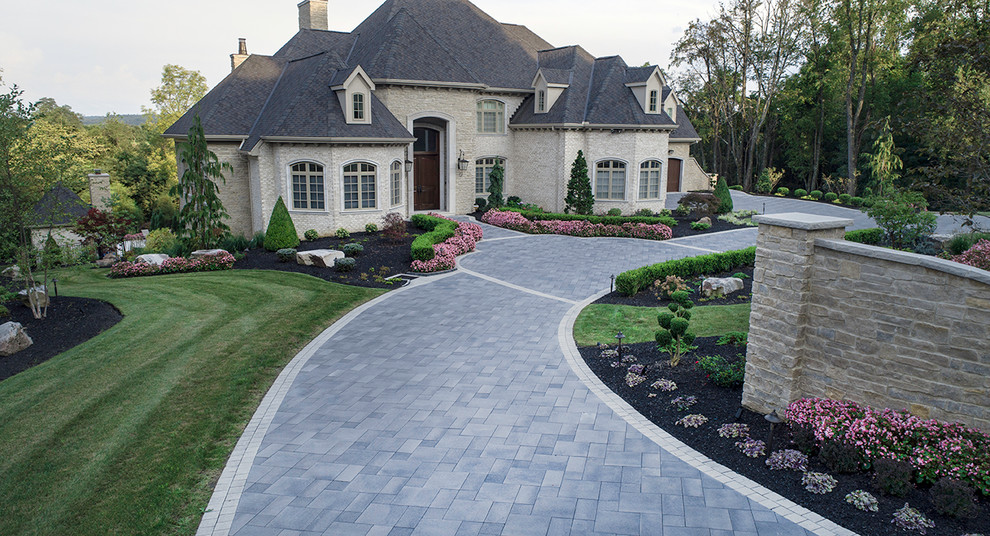 High-End Landscape Design with Custom Concrete Pool & Spa ...