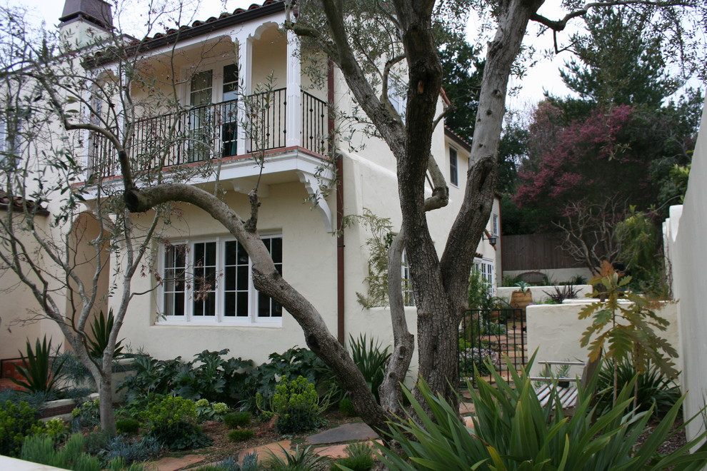 Hillside Medeterranean 04 (Design by Bernard Trainor & Associates ...