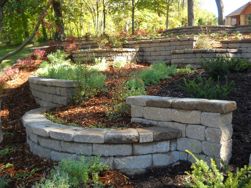 Hillside Planting - Traditional - Landscape - Minneapolis - by Scenic ...
