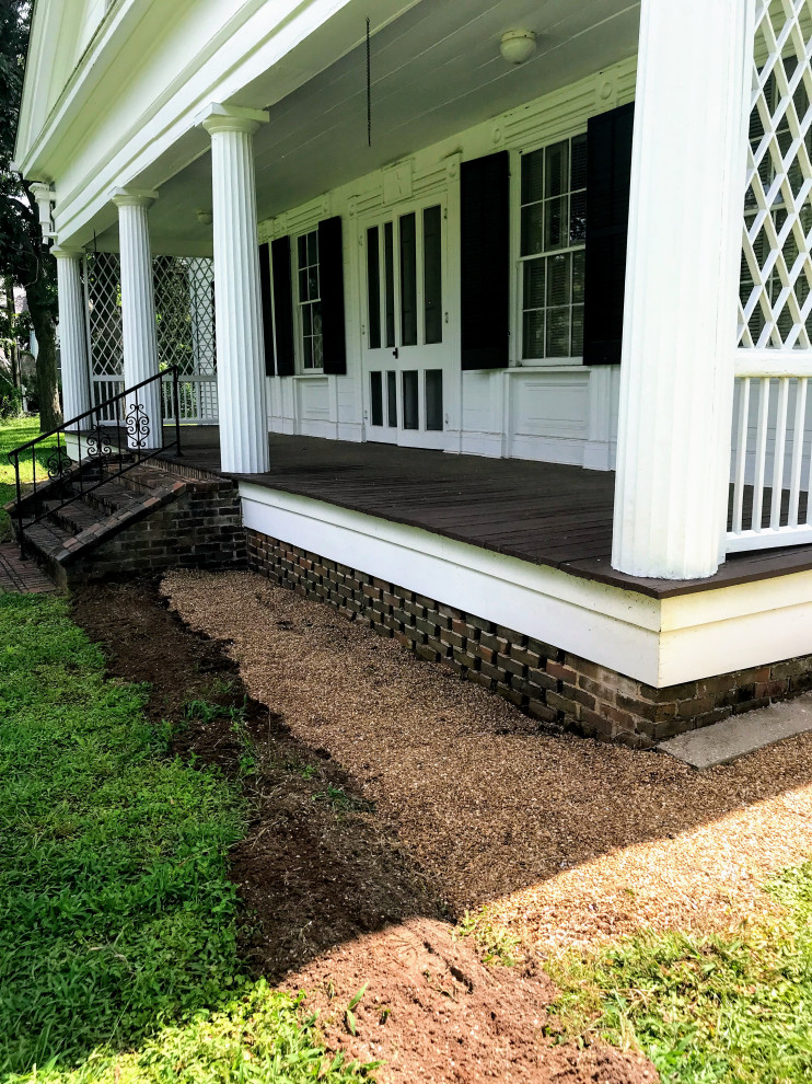 Historic Home in San Augustine Texas - Farmhouse - Landscape - Other ...