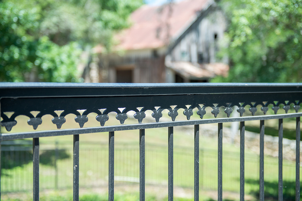 Historic San Marcos - Traditional - Landscape - Austin - by Ric J ...