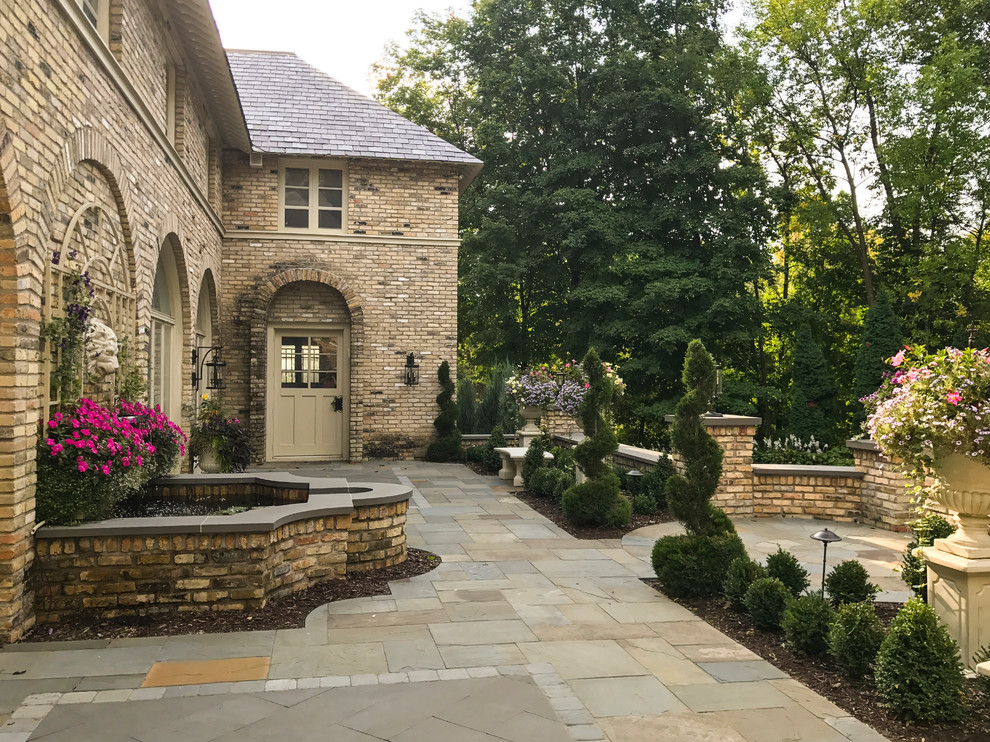 Historical Courtyard - Traditional - Landscape - Minneapolis - by Mom's ...