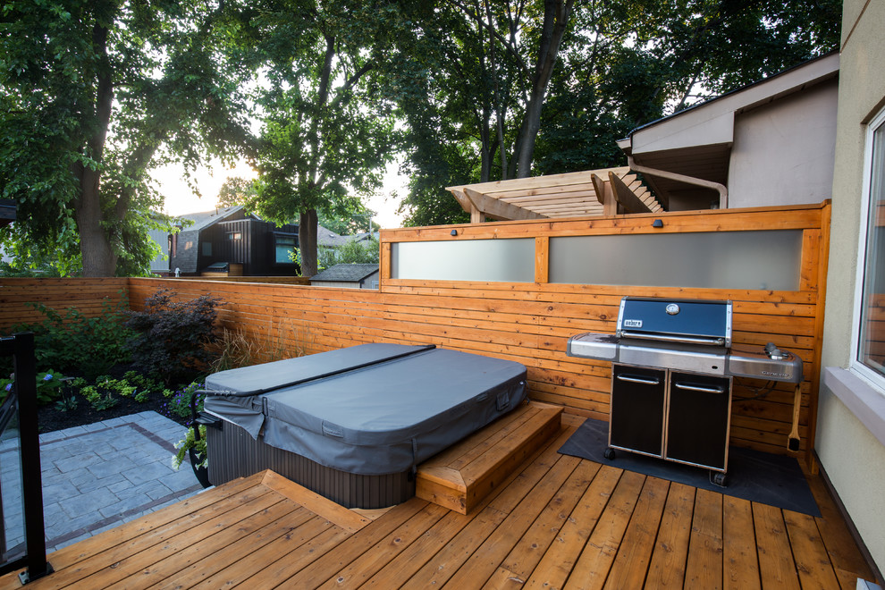 Horizontal Haven - Contemporary - Garden - Toronto - by Earthscape ...