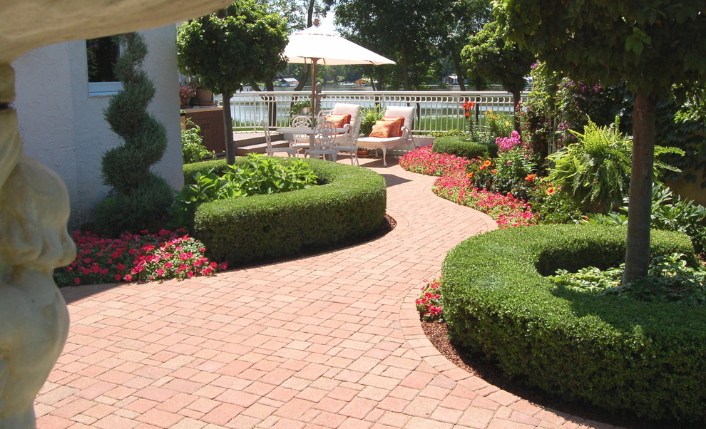 Italian Villa design - Traditional - Landscape - Minneapolis - by Daryl ...