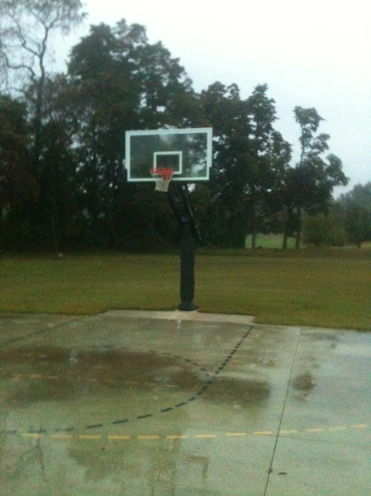 John S's Pro Dunk Diamond Basketball System on a 40x40 in W. Portsmouth ...