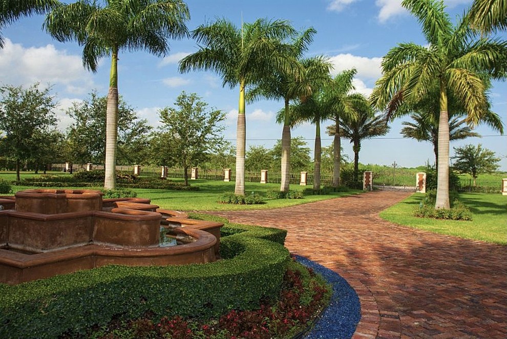 La Casa Grande - Mediterranean - Landscape - Miami - by Caruva Design ...